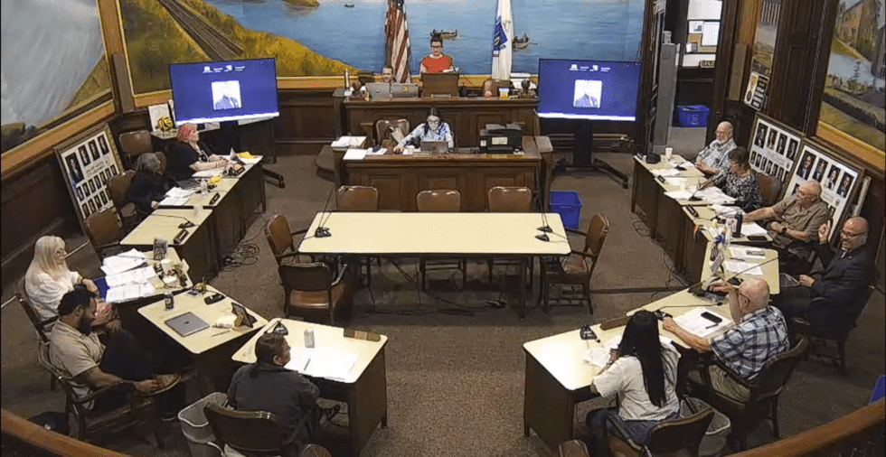 Holyoke City Council approves sewer rate increase for FY27 - The Reminder